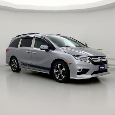 Silver Honda Odyssey
