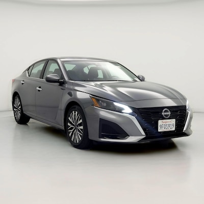 Nissan Altima Coupe 2022 Grey