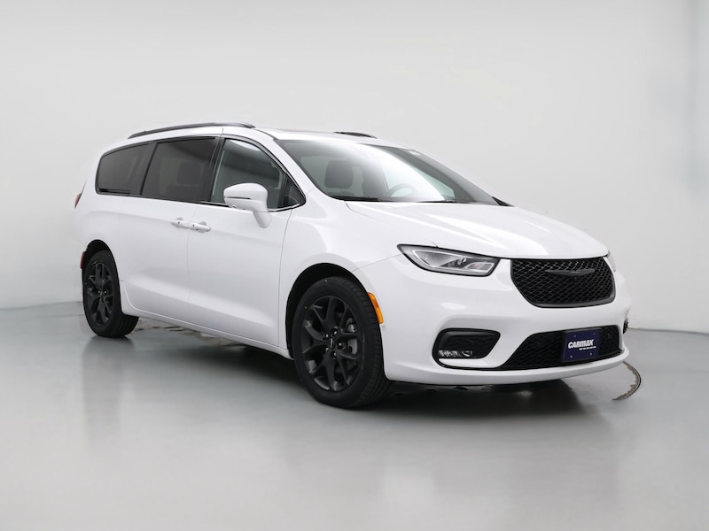 2022 Chrysler Pacifica review, photos & specs | CarMax