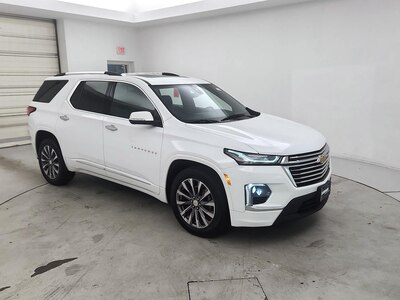 Used Chevrolet Traverse with Sunroof(s) near me for sale