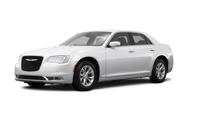 2015 Chrysler 300 review, photos & specs | CarMax
