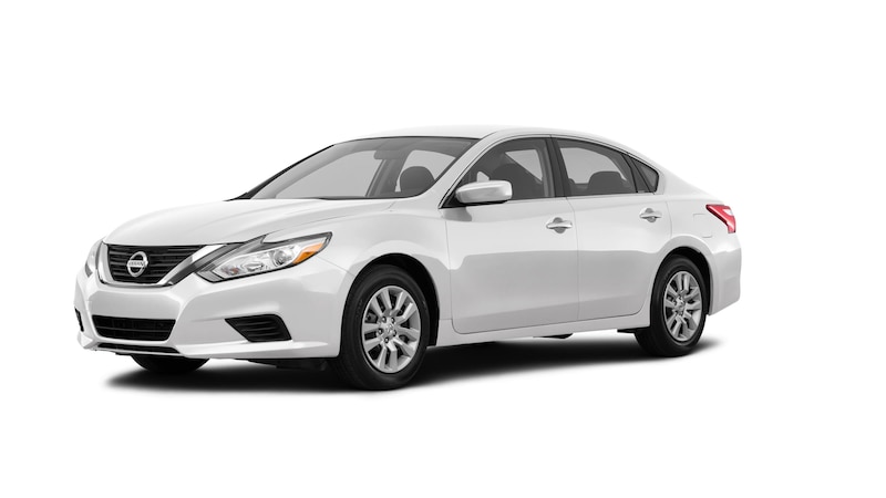 2016 Nissan Altima review, photos & specs | CarMax