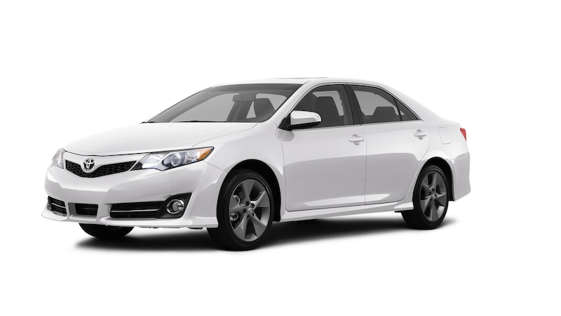 2013 Toyota Camry review, photos & specs | CarMax