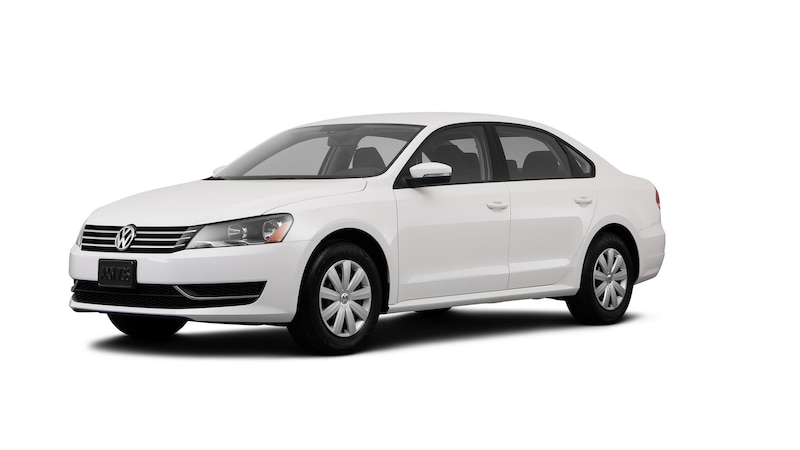 2013 Volkswagen Passat review, photos & specs | CarMax